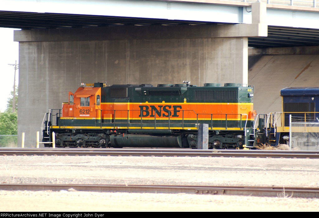 BNSF 6212